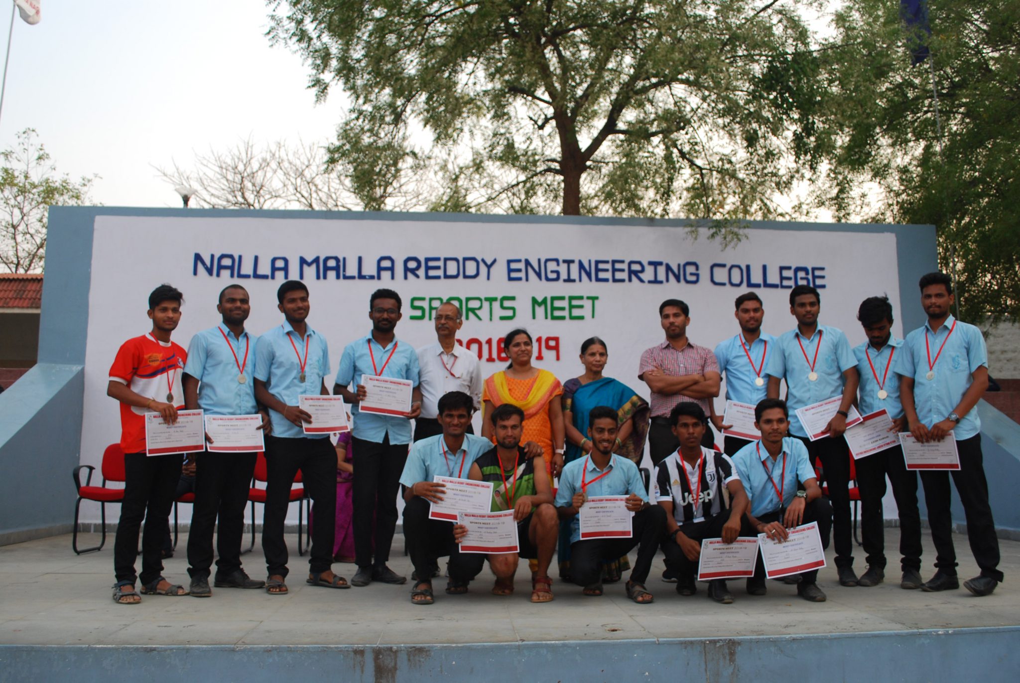 Annual Sports Meet – NALLA MALLA REDDY ENGINEERING COLLEGE